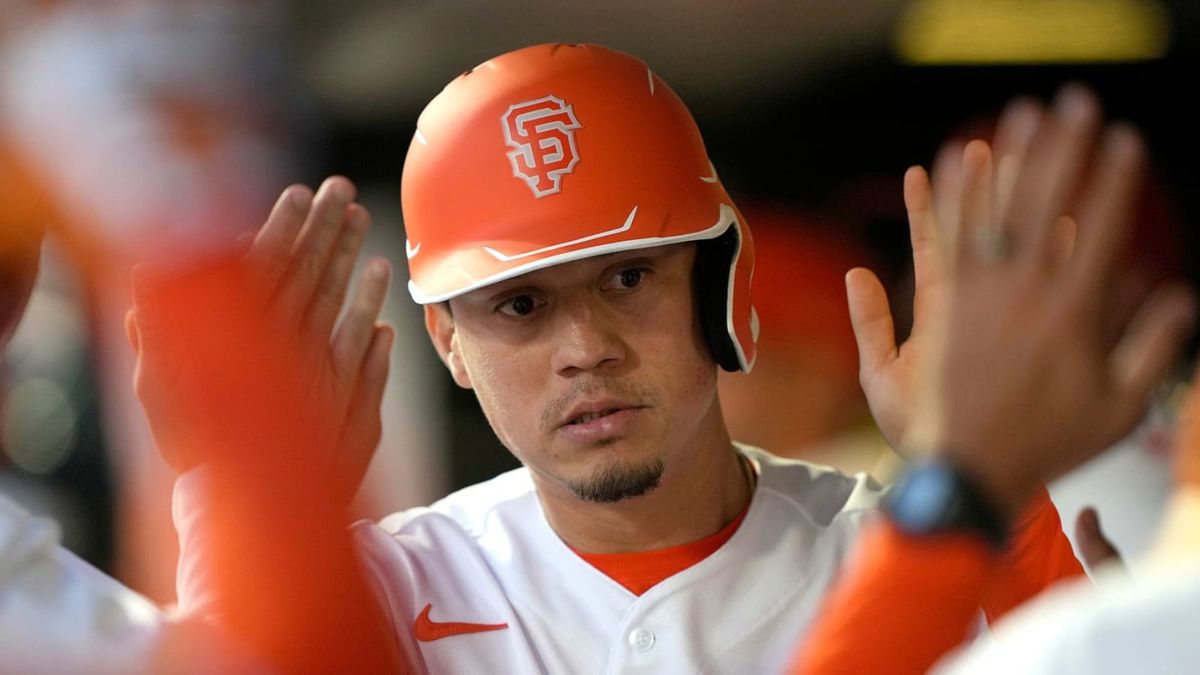 MLB. SF Giants pacta extensión de dos años con Wilmer Flores - Séptima ...