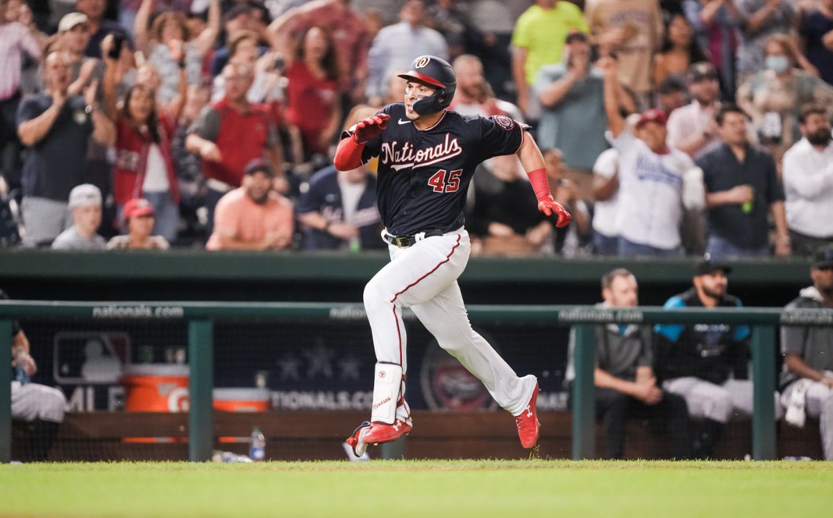MLB: Joey Meneses conecta home run de campo con los Nationals [VIDEO ...
