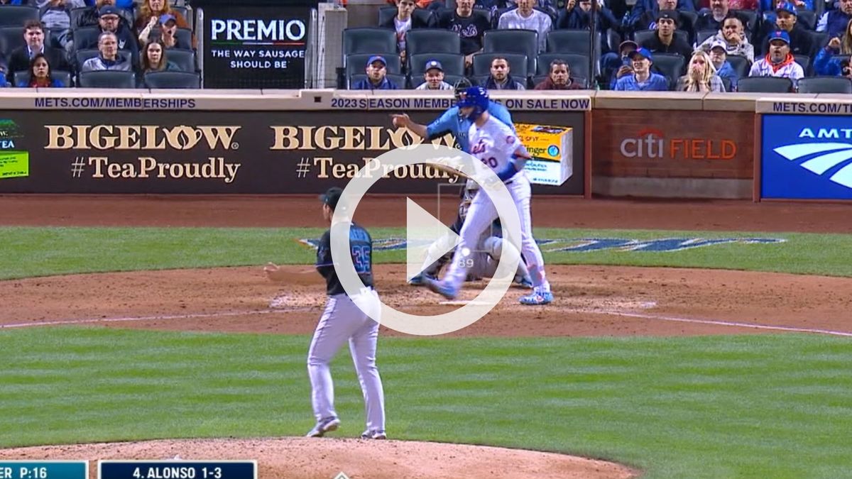 MLB. Pitcher comete tres balks en el mismo turno al bate | VIDEO ...