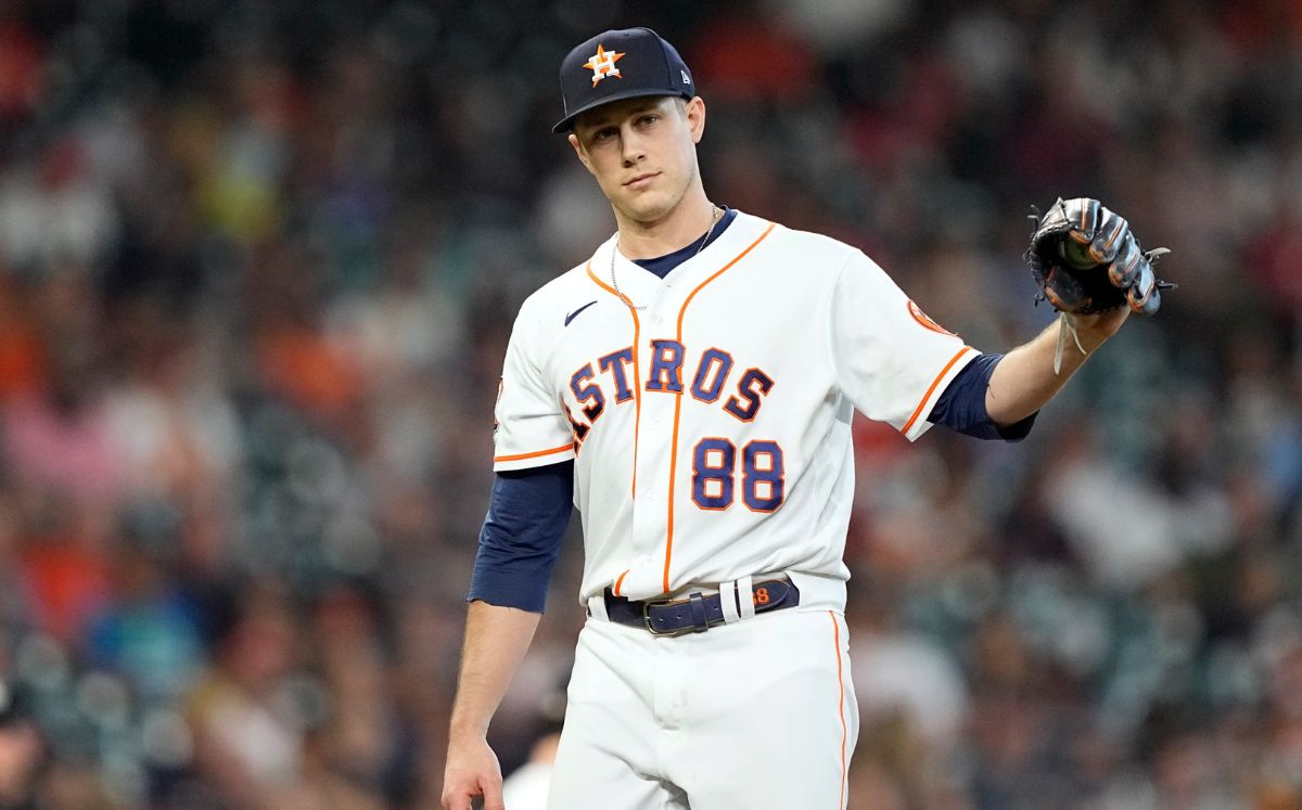 MLB: Pitcher de Astros queda fuera de playoffs tras romperse la mano ...