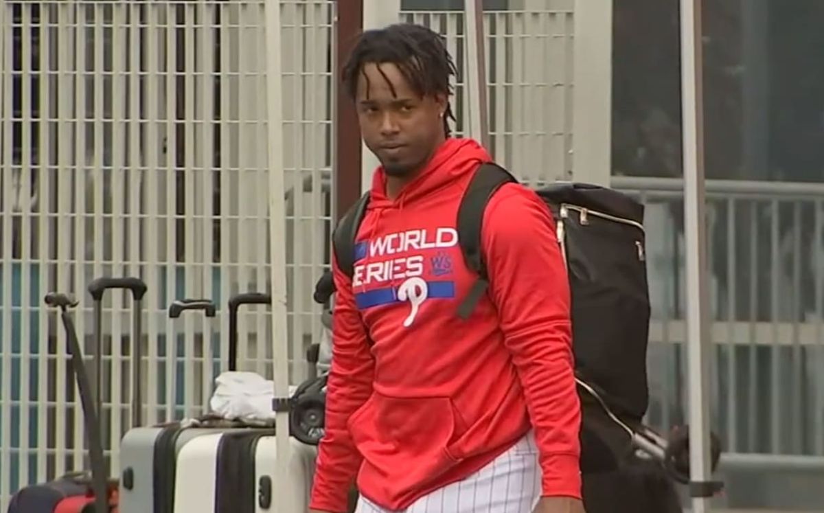 MLB | Jugador de Phillies viaja a Houston con el uniforme puesto ...