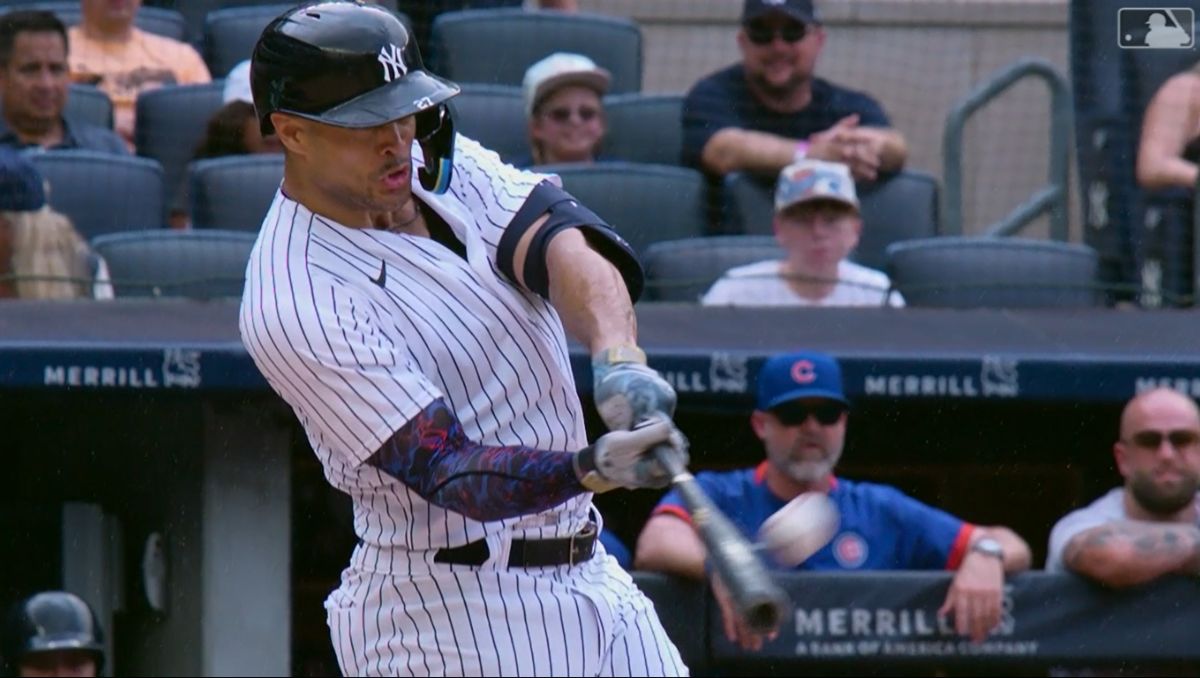 Giancarlo Stanton pega jonrón al tercer piso en casa de Yankees ...