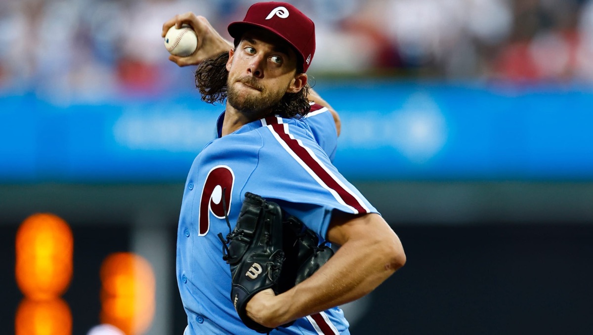 Aaron Nola firma acuerdo de 7 años con los Phillies - Séptima Entrada