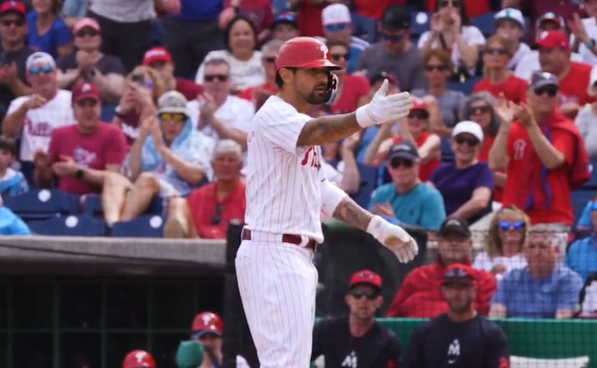 Jugador de MLB regaña a su hijo tras batear un jonrón. VIDEO - Séptima ...